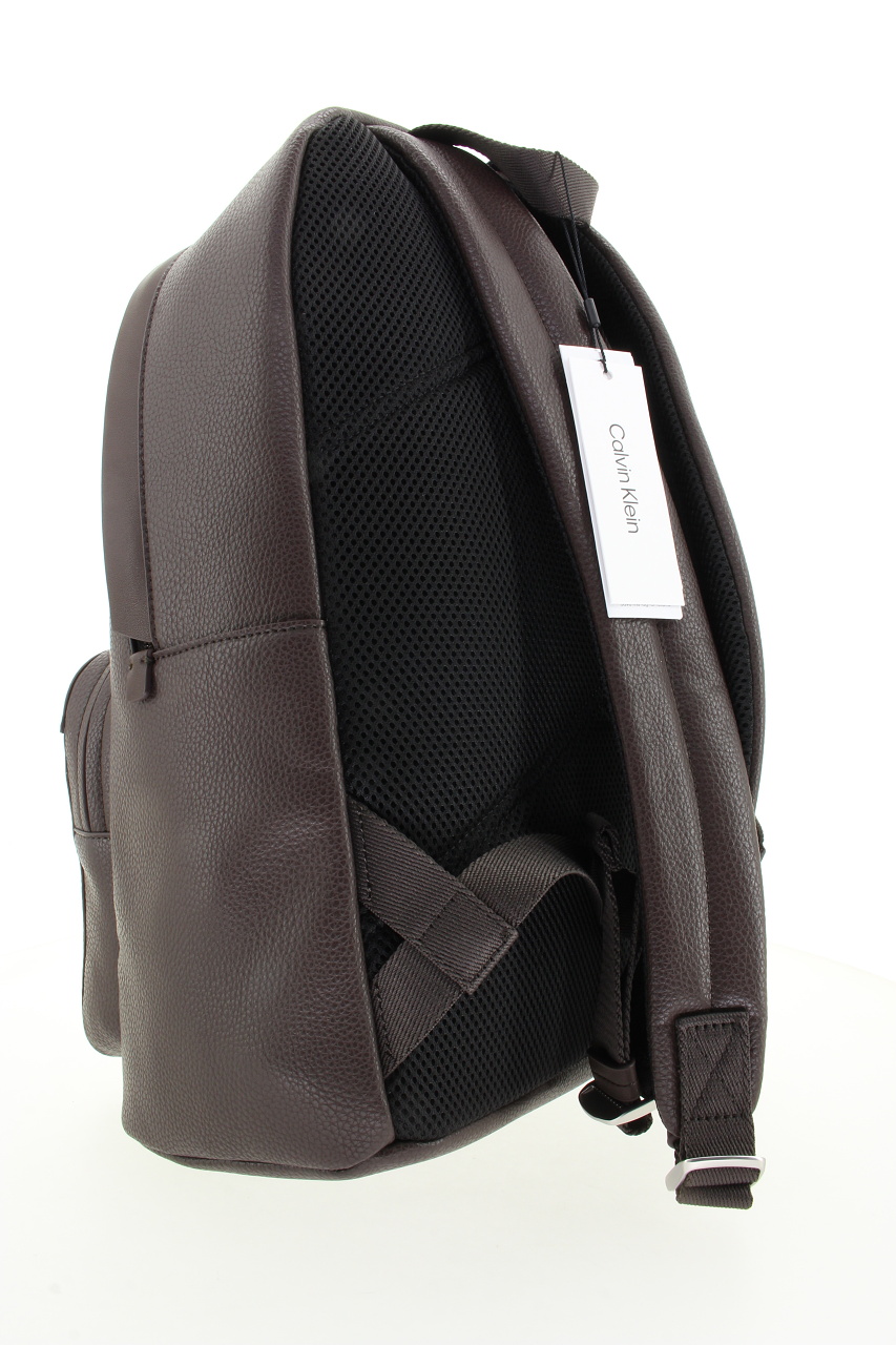 CALVIN KLEIN Pánský hnědý batoh - Shoemaker.cz